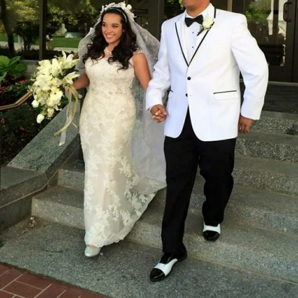 platinum demetrius | Dresses | Beautiful Platinum Demetrius Ivory ...